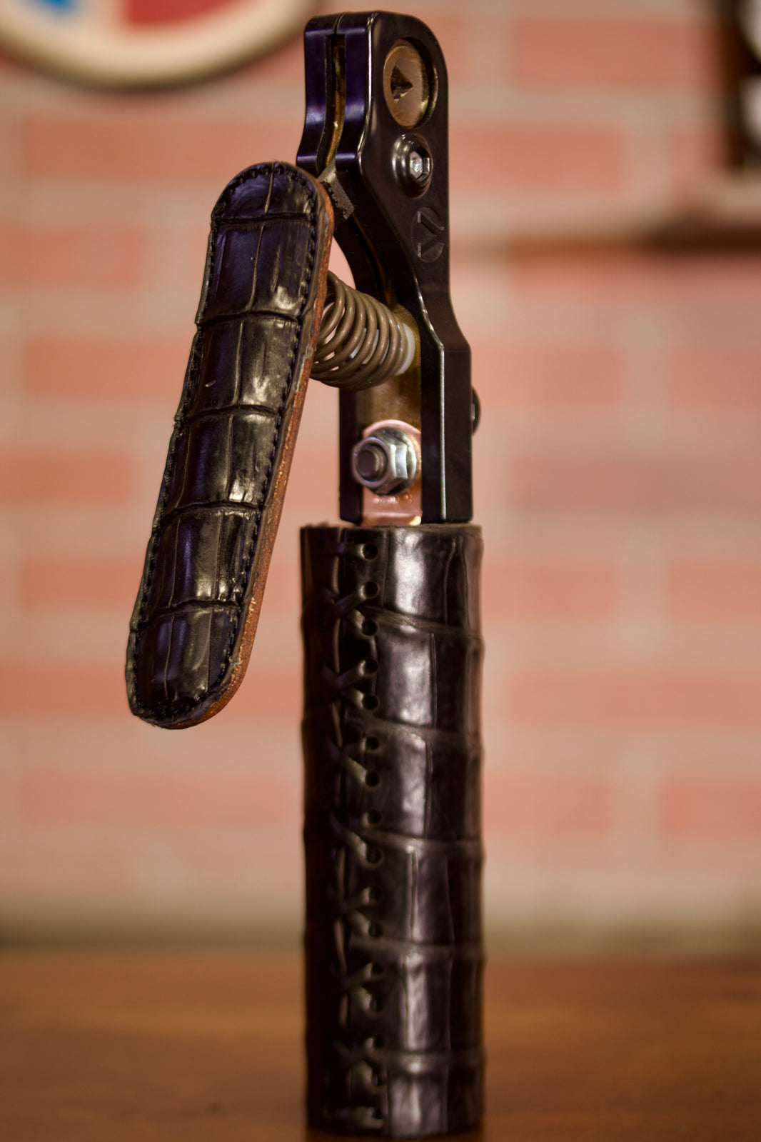 Stinger V Sets – Outlaw Leather TX